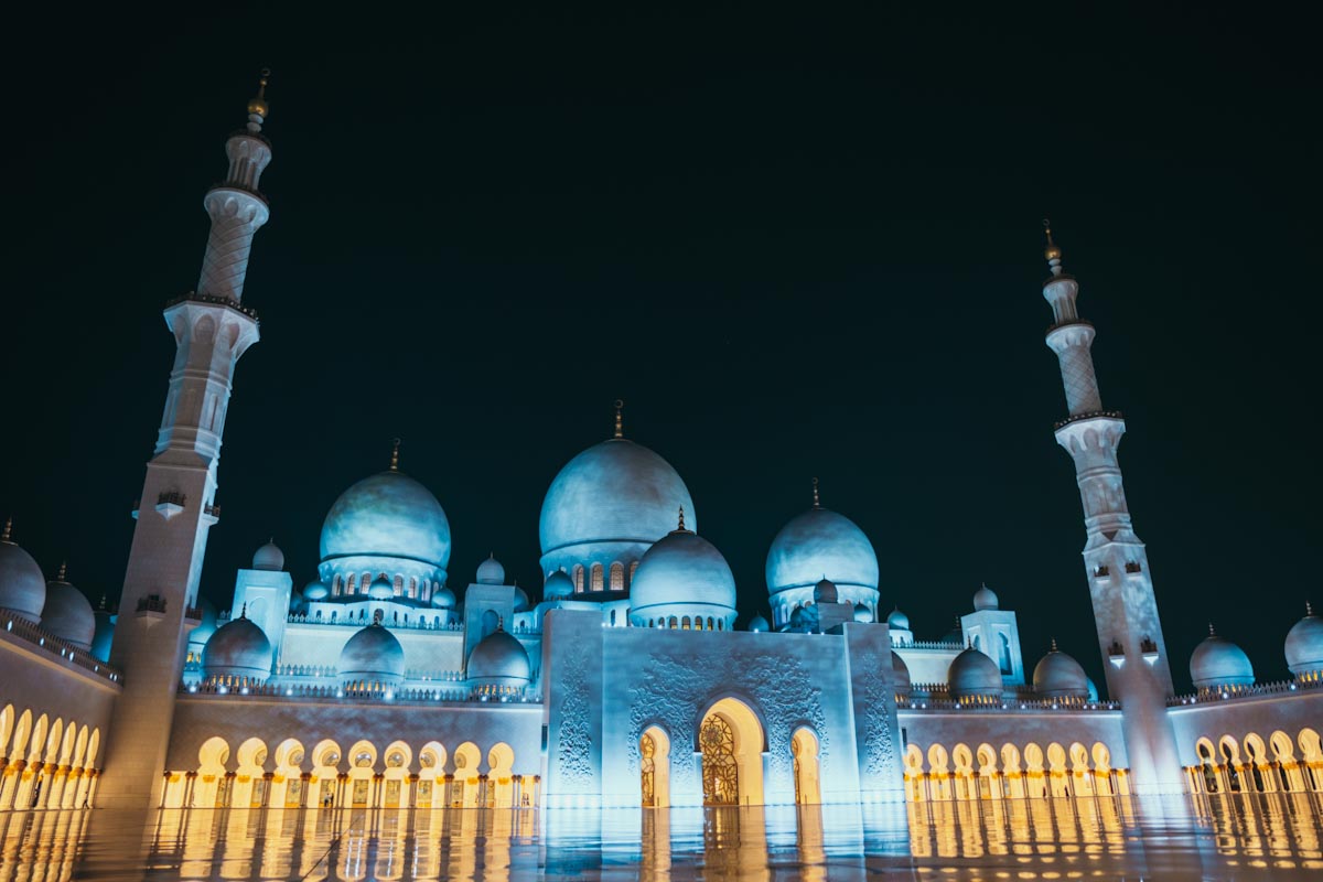 2 Days in Abu Dhabi on Budget: What to See and Do in 48 Hours – Broken ...